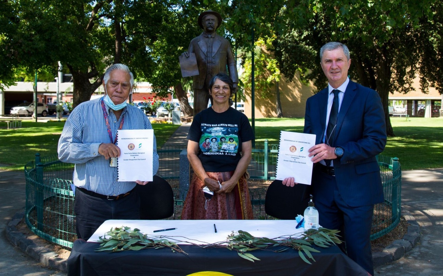 Council and Yorta Yorta Nation Aboriginal Corporation sign MoU ...