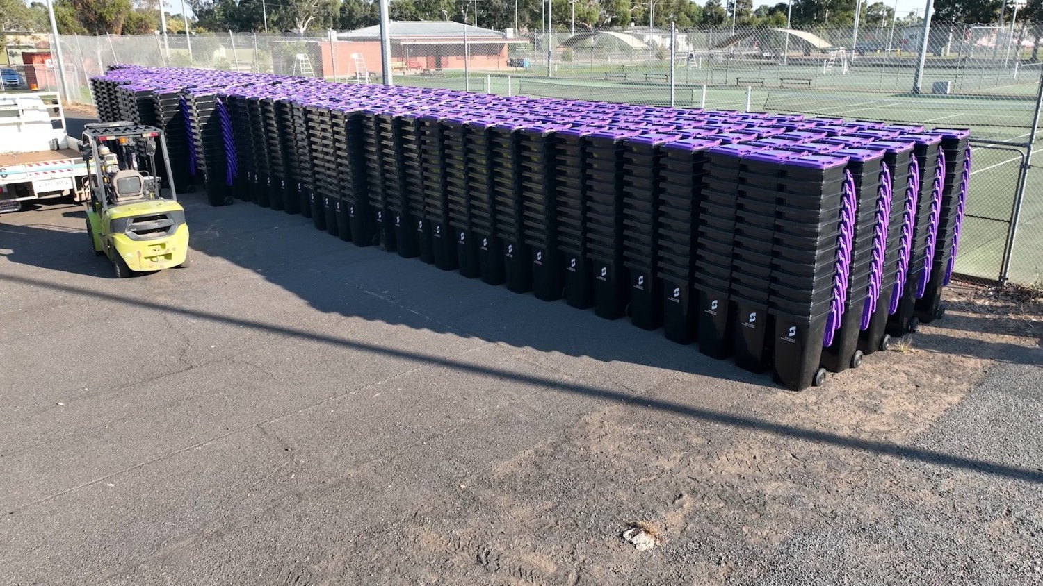 New purple lid bins out for delivery - Greater Shepparton City Council